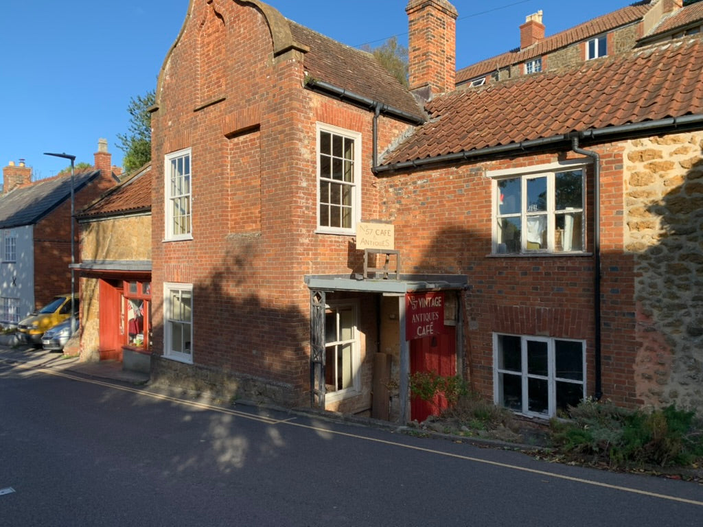 No.57 Cafe & Antiques – Visit Ilminster